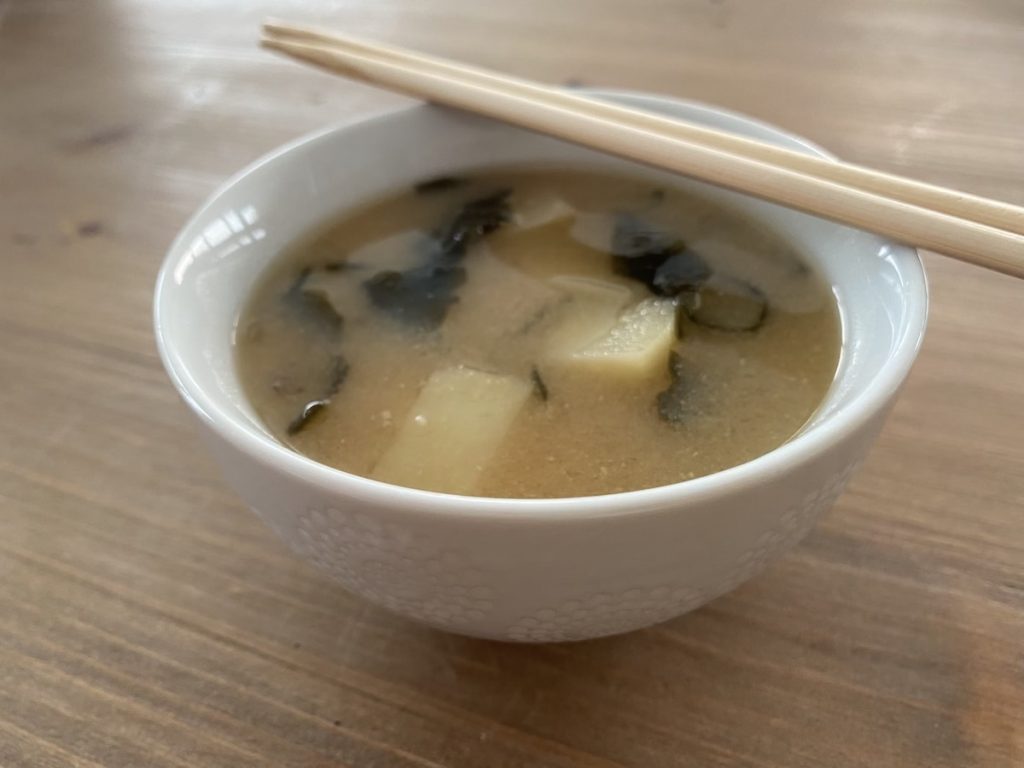 Mama-san’s Country Style Miso Soup – cooking by Kumi